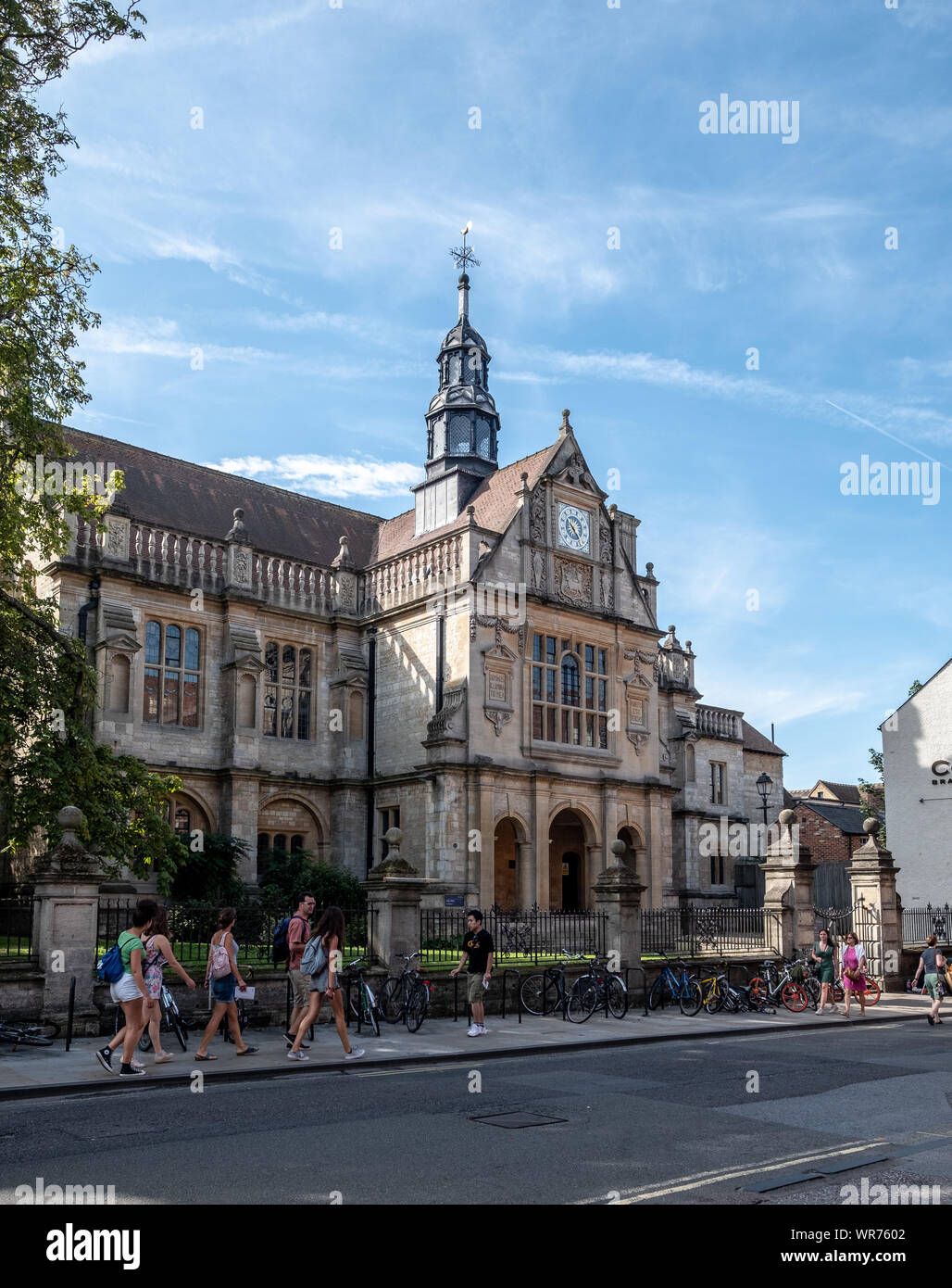 Oxford university history faculty hi-res stock photography and images ...