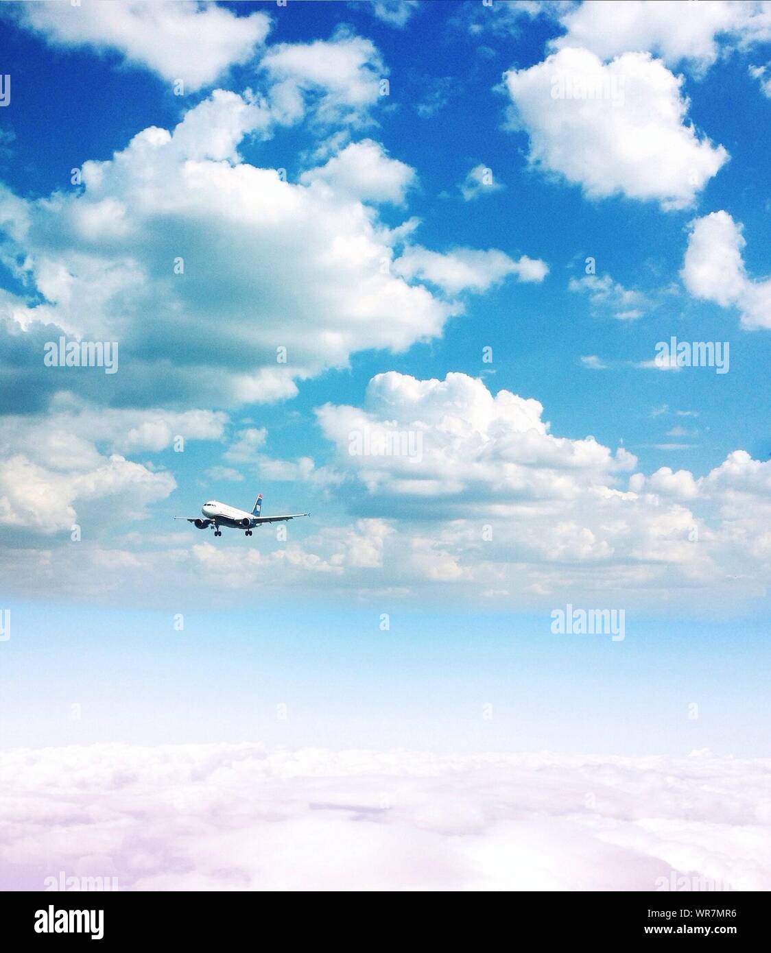 Cloud layers hi-res stock photography and images - Alamy