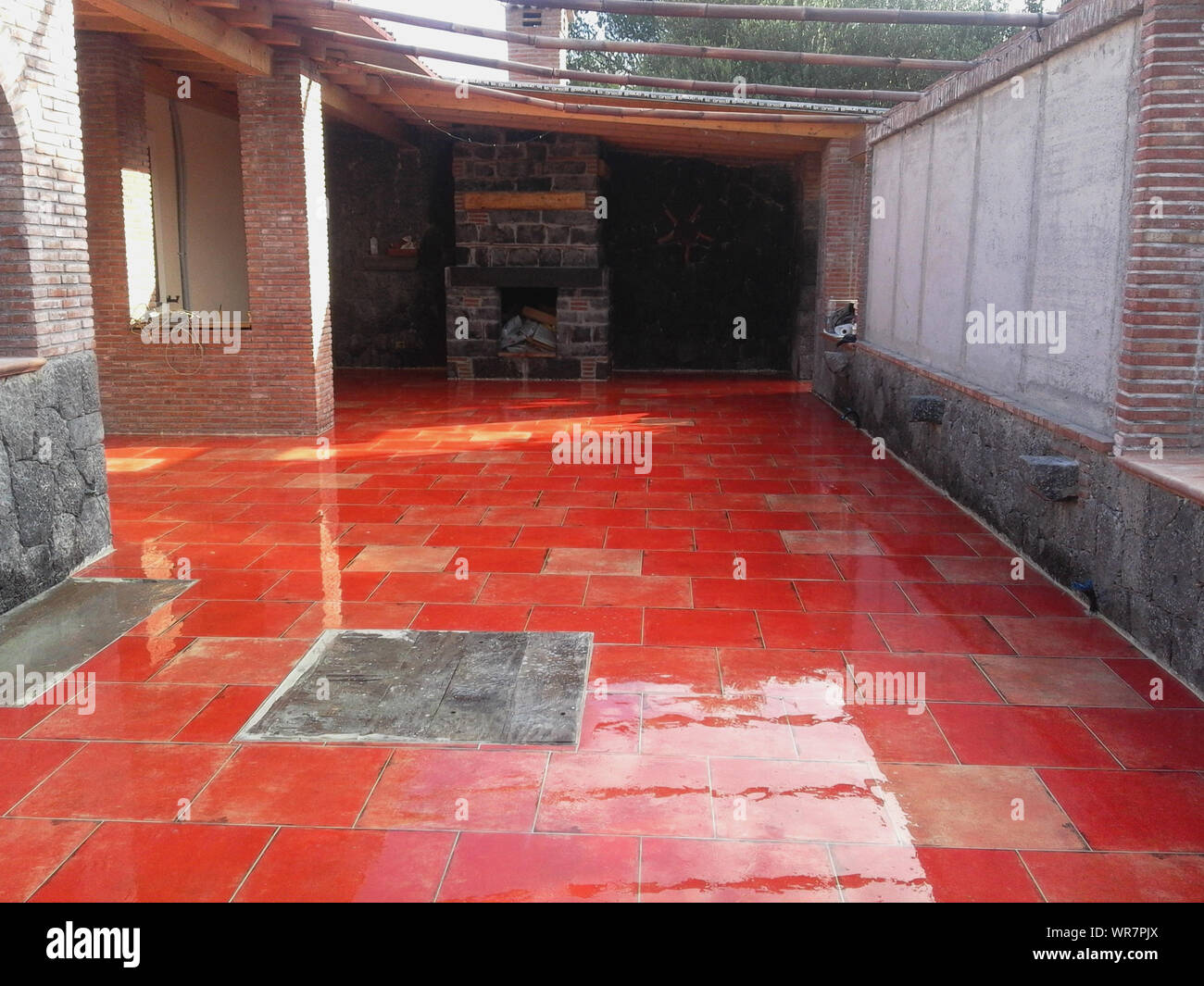 Red tiled building hi-res stock photography and images - Alamy