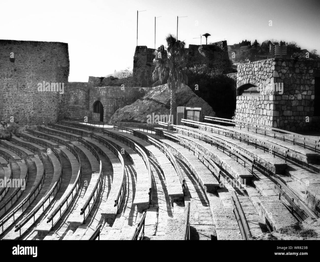 Amphitheater amphitheater amphitheater amphitheater Black and White ...