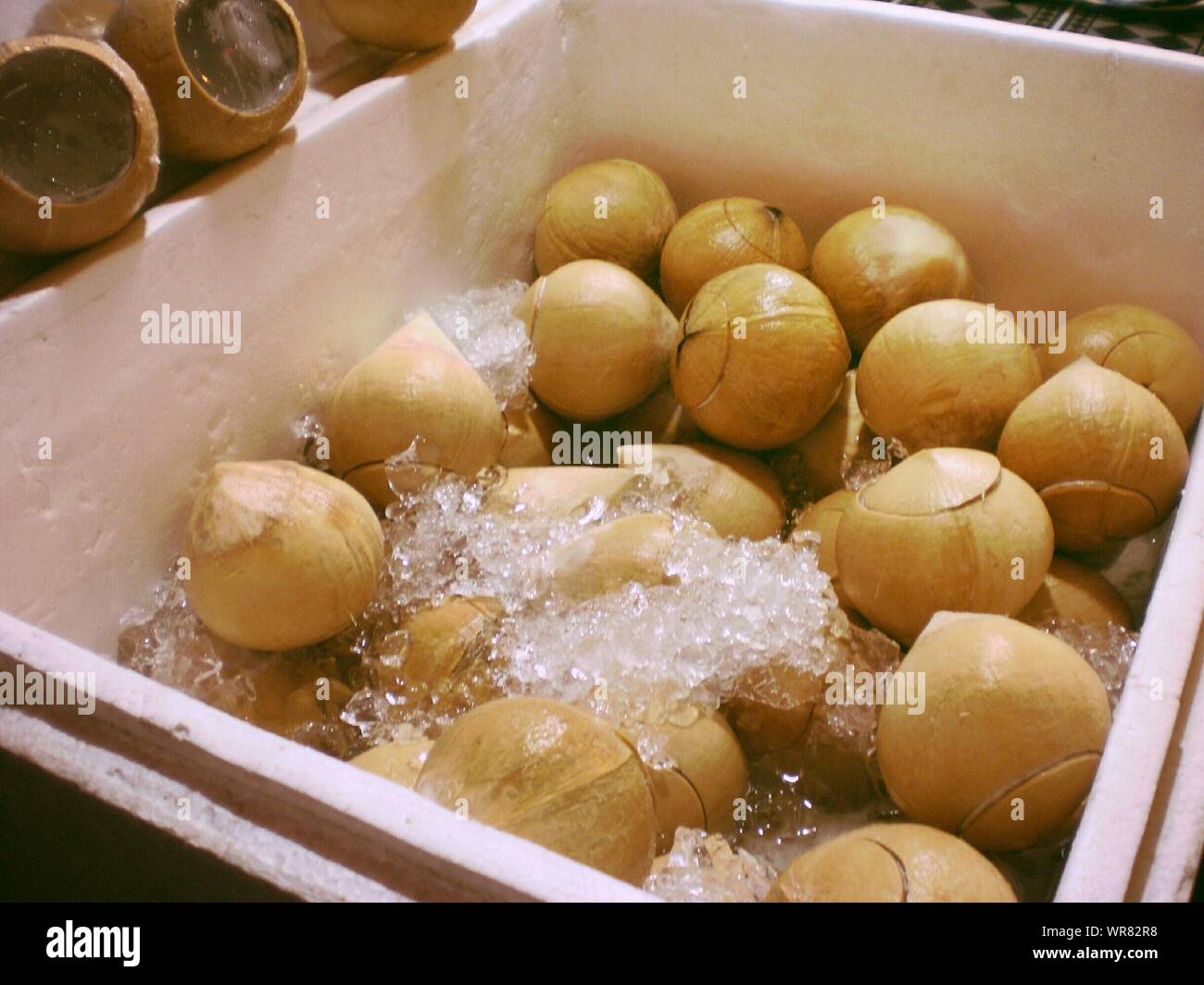 Frozen box hi-res stock photography and images - Alamy