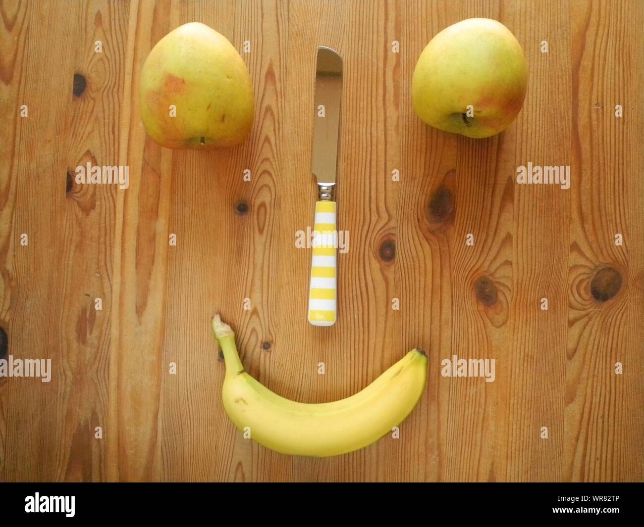 Smiley fruits hi-res stock photography and images - Alamy