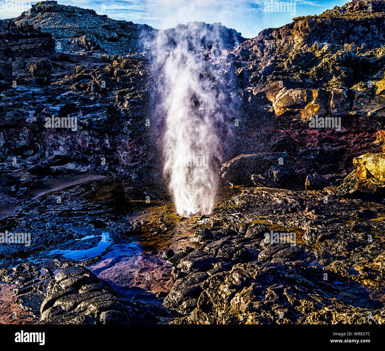 Geyser rock hi-res stock photography and images - Alamy