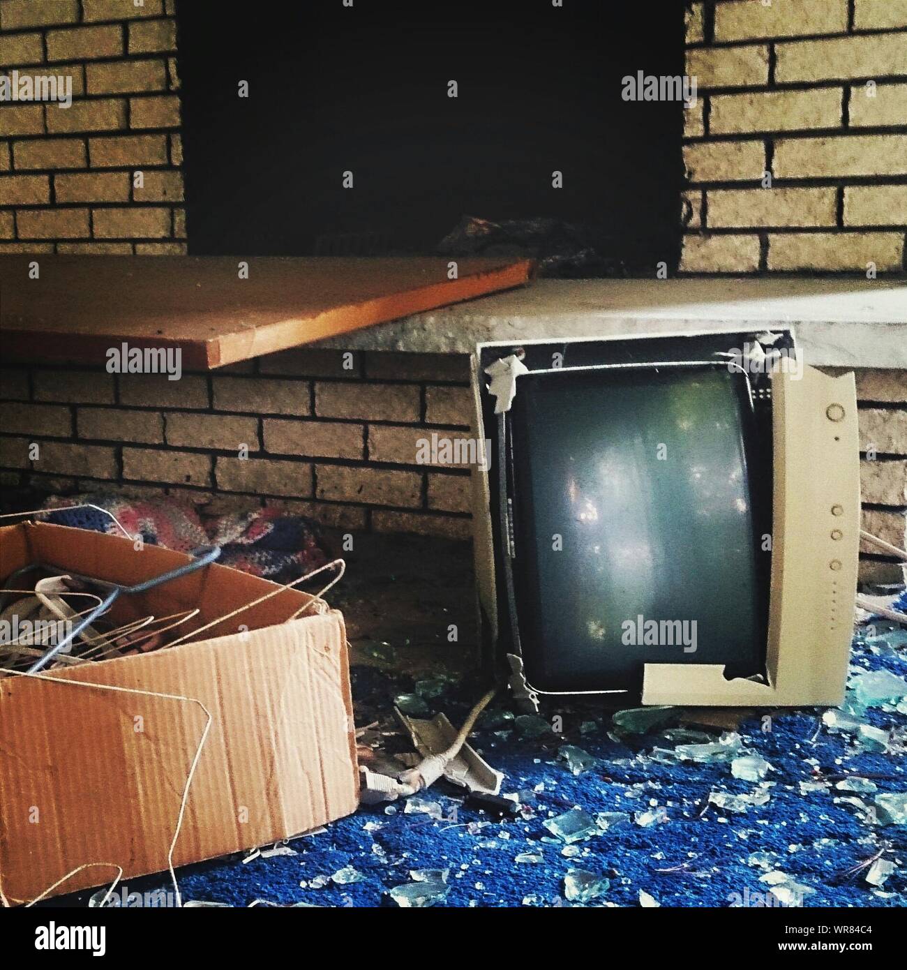 House computer hi-res stock photography and images - Alamy