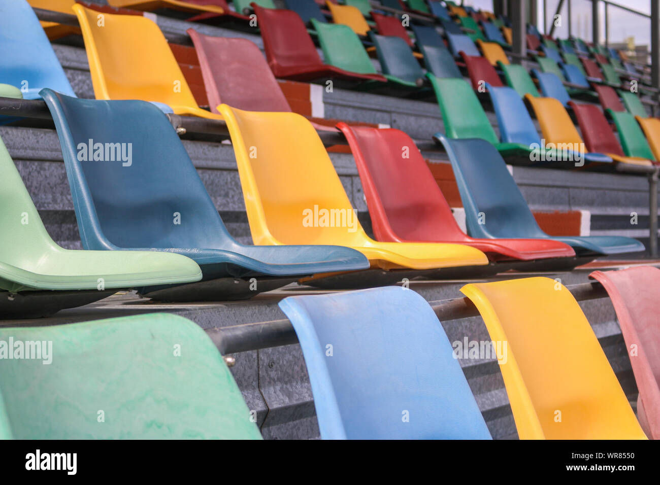 Stadium full seats hi-res stock photography and images - Alamy