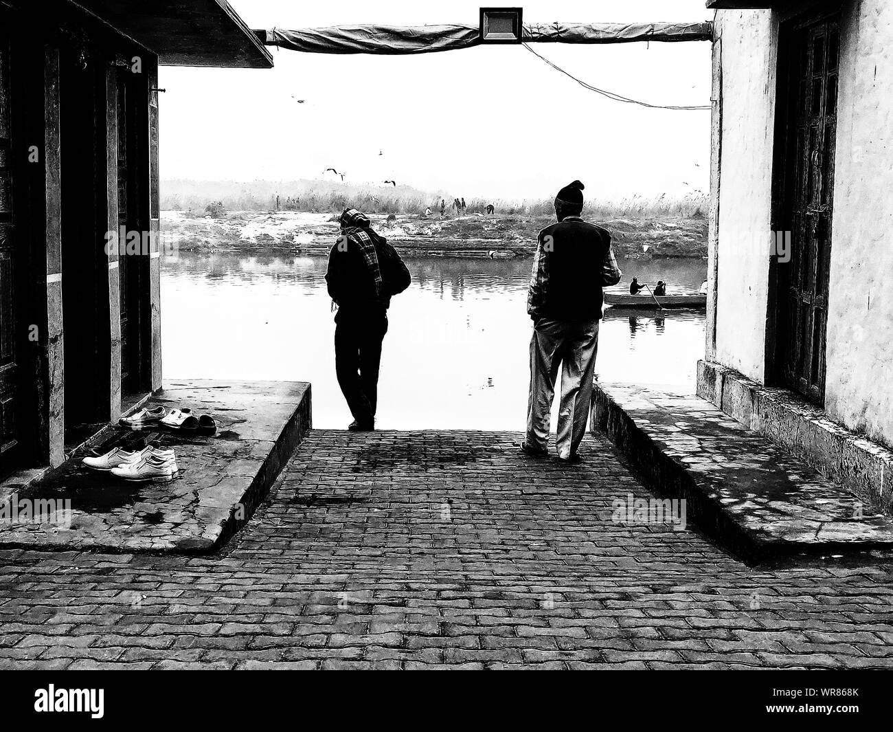 Two boatmen hi-res stock photography and images - Alamy