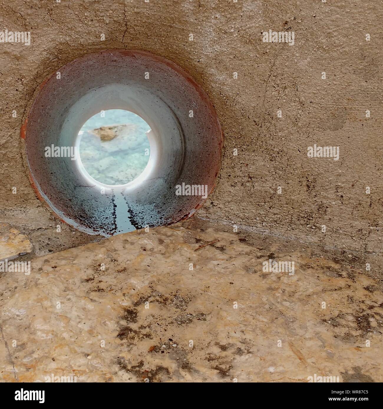 Sewer pipe sea hi-res stock photography and images - Alamy