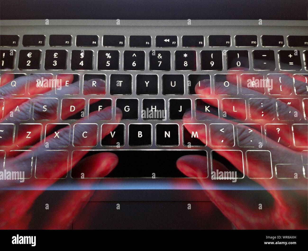 Hands and keyboard hi-res stock photography and images - Alamy