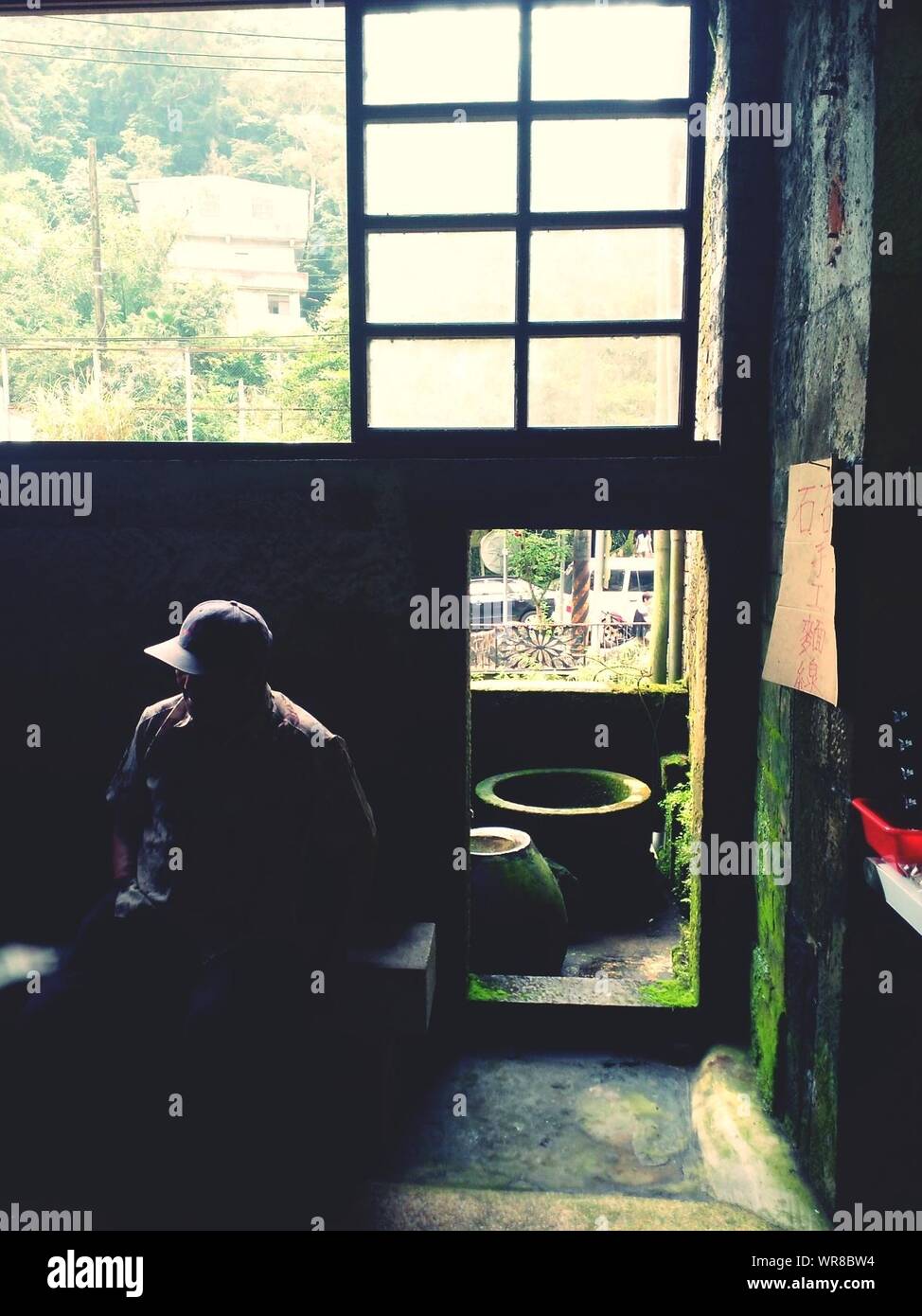 Inside of home hi-res stock photography and images - Alamy