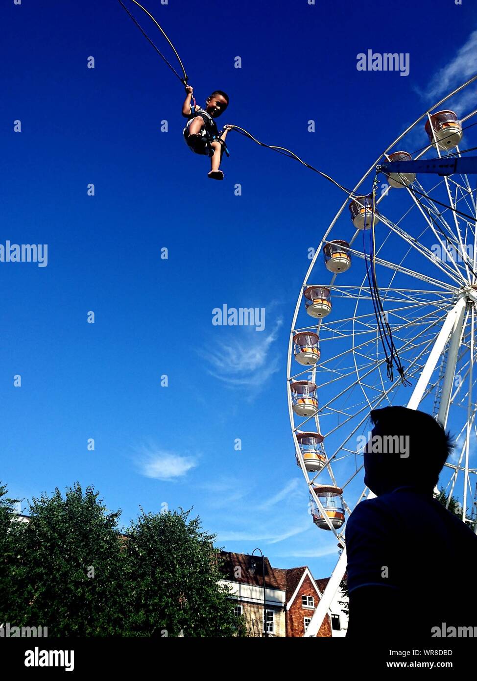 Bungee ride hi-res stock photography and images - Alamy