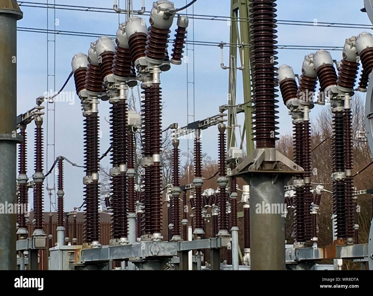Electric transformer hi-res stock photography and images - Alamy