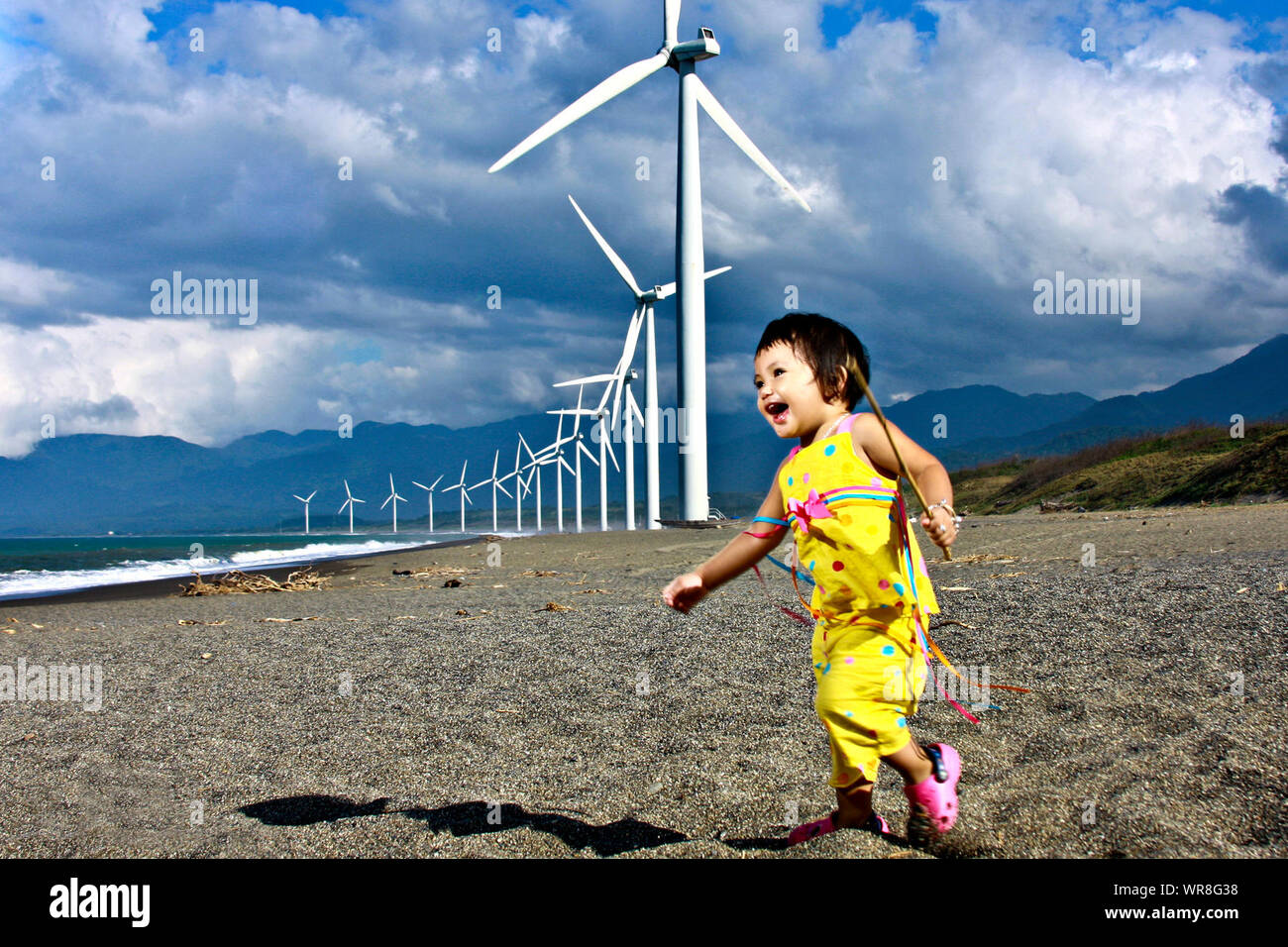 Wind by beach hi-res stock photography and images - Alamy