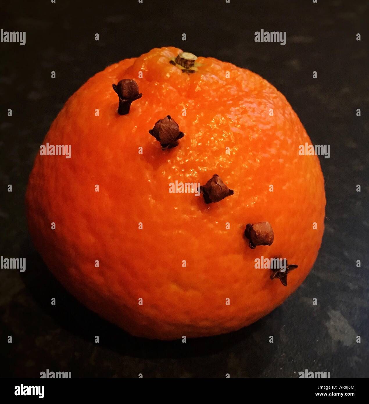 Christingle hi-res stock photography and images - Alamy