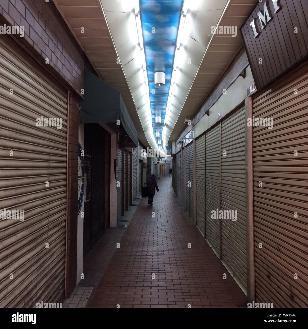 Long narrow shutters hi-res stock photography and images - Alamy