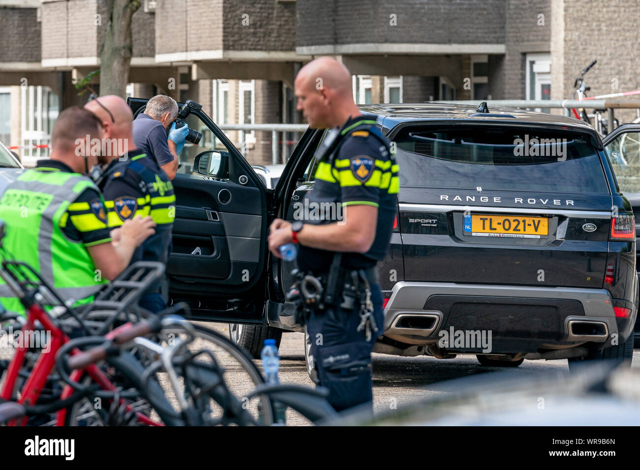 Rotterdam shooting hi-res stock photography and images - Alamy