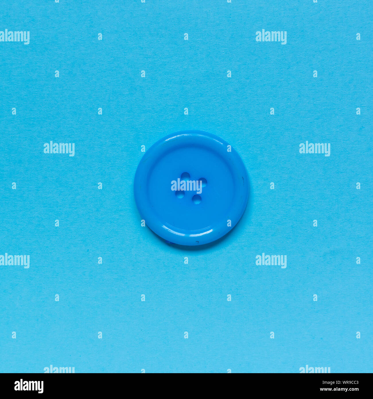 Blue sewing hi-res stock photography and images - Alamy