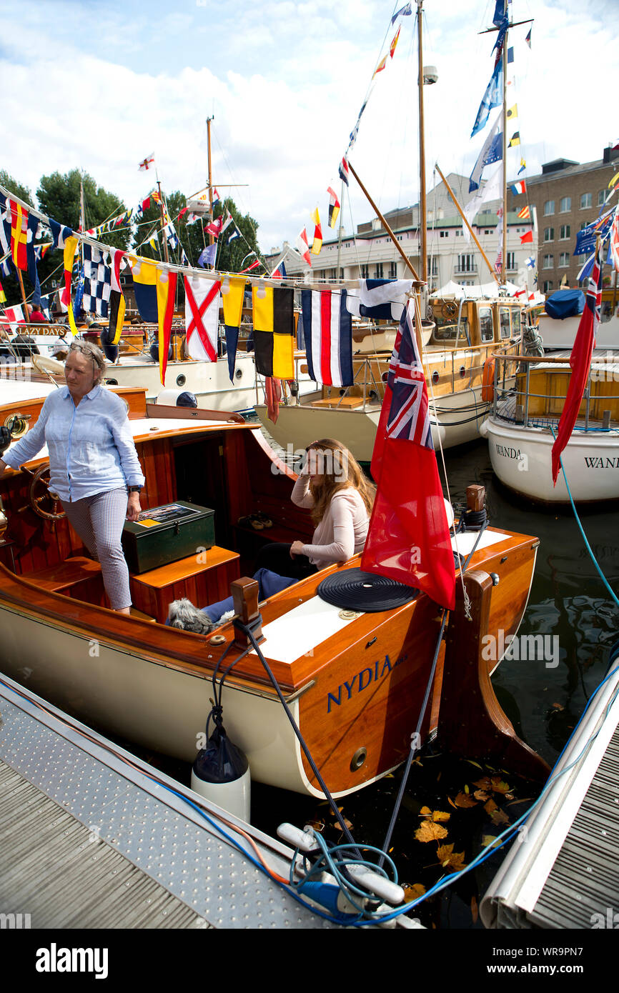 Little boats of dunkirk hi-res stock photography and images - Alamy