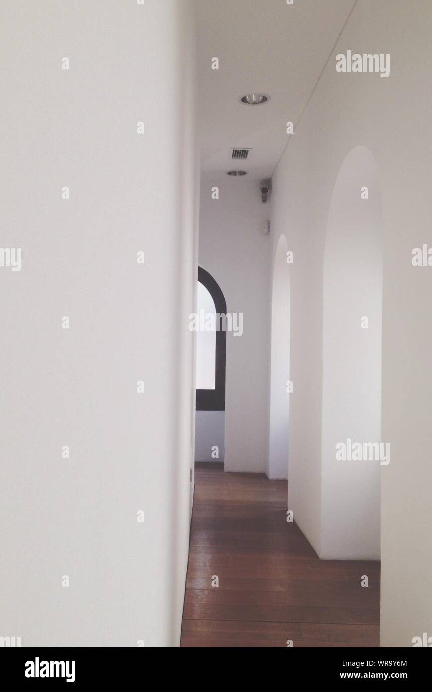 Empty Hallway High Resolution Stock Photography and Images - Alamy