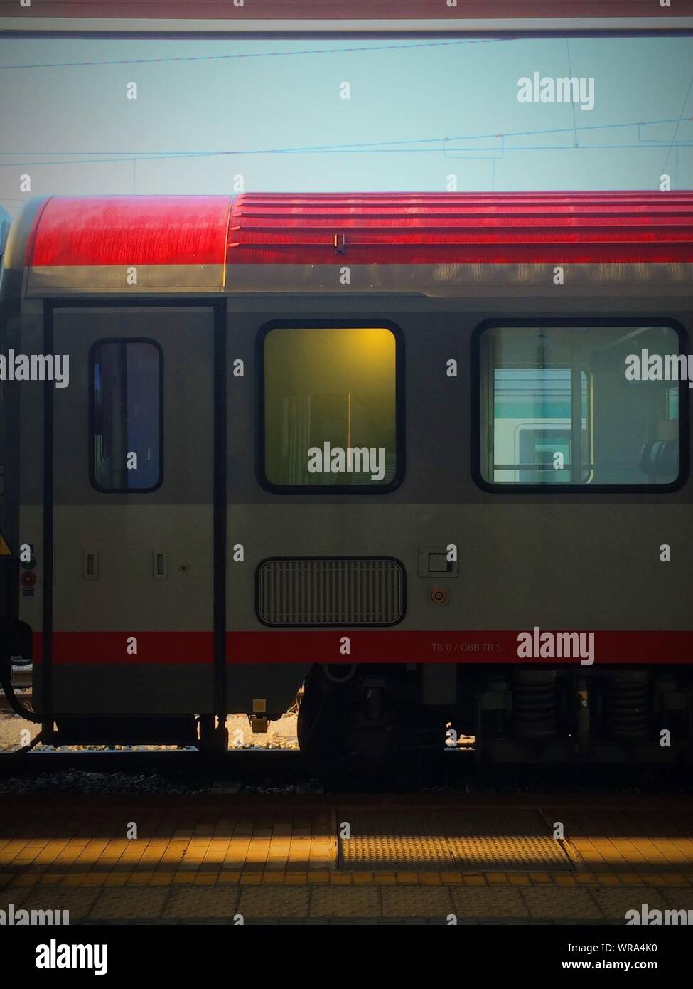 Side view passenger train hi-res stock photography and images - Alamy