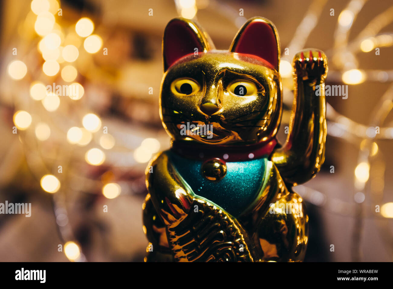 Cat Statue High Resolution Stock Photography and Images - Alamy