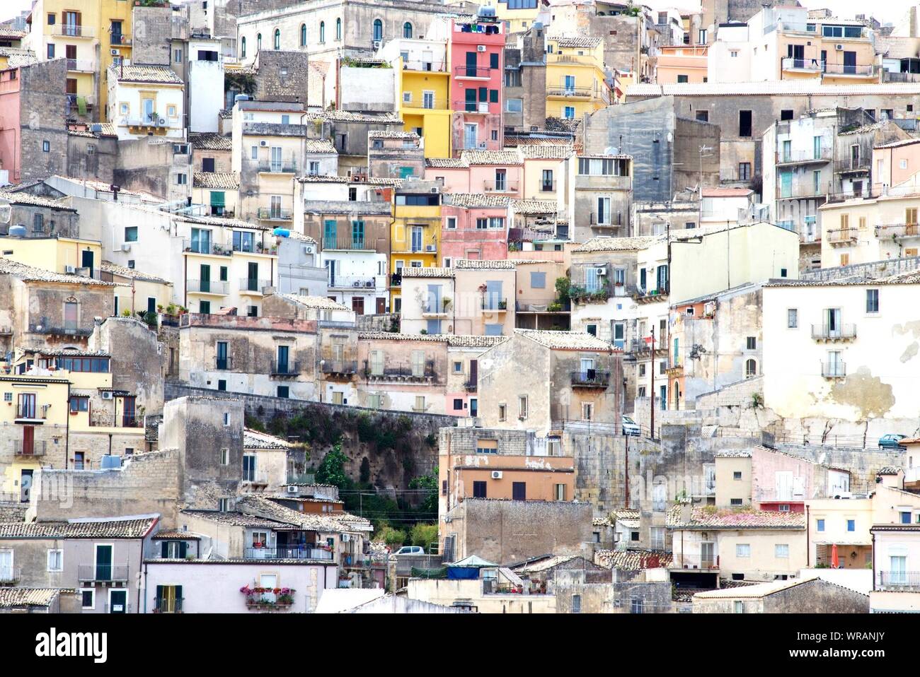 Crowded Houses High Resolution Stock Photography and Images - Alamy