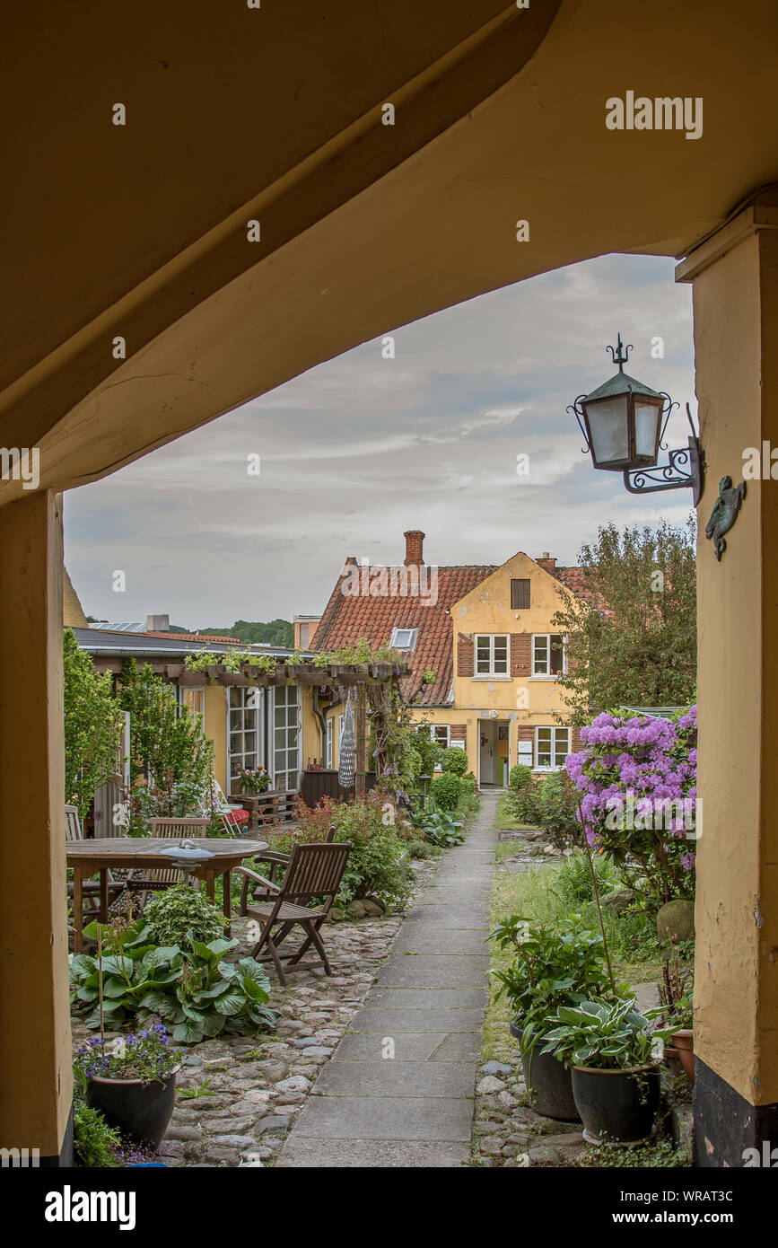 Path leading up to House Exterior Stock Photo - Alamy