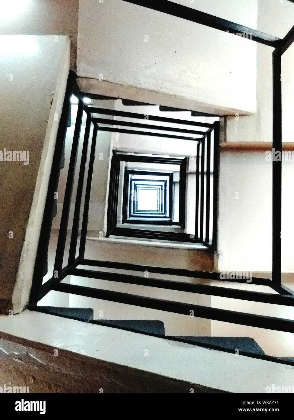 Square spiral staircase hi-res stock photography and images - Alamy