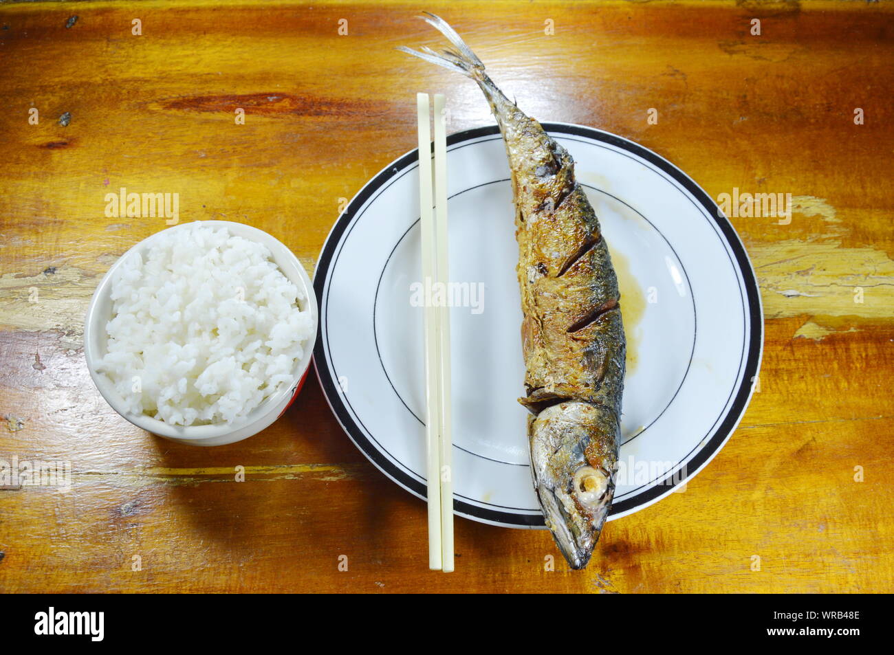 Crispy fried milk fish hi-res stock photography and images - Alamy
