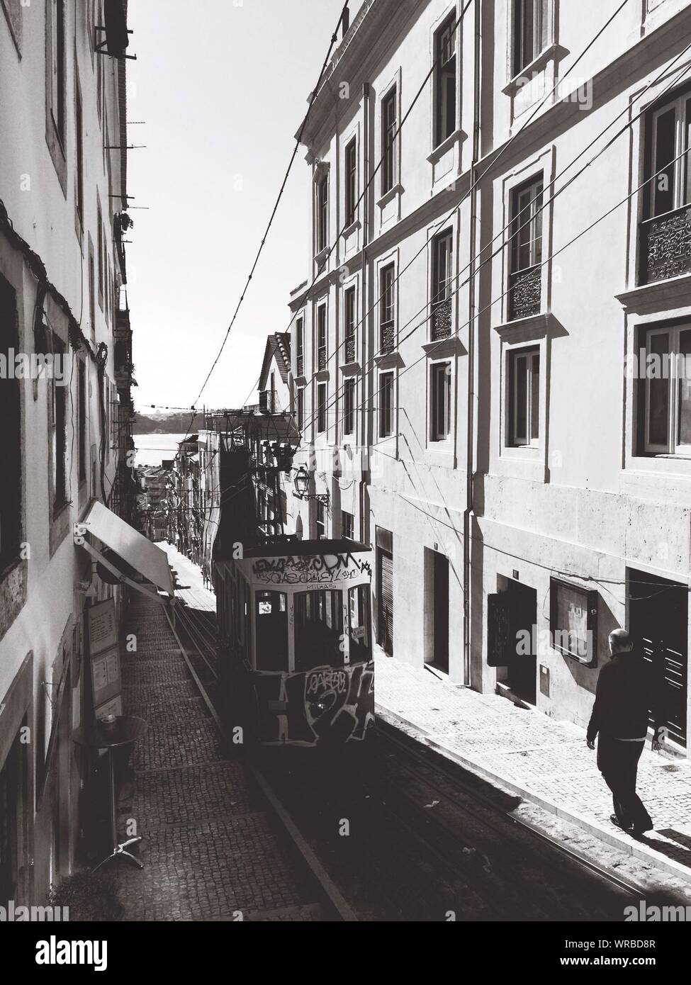 Moving to the side hi-res stock photography and images - Alamy