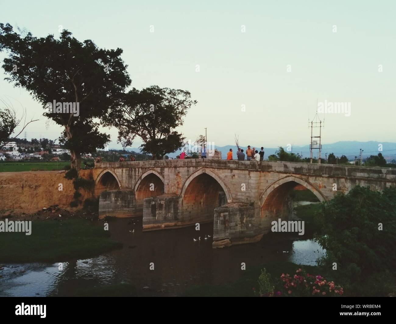 People arch High Resolution Stock Photography and Images - Alamy