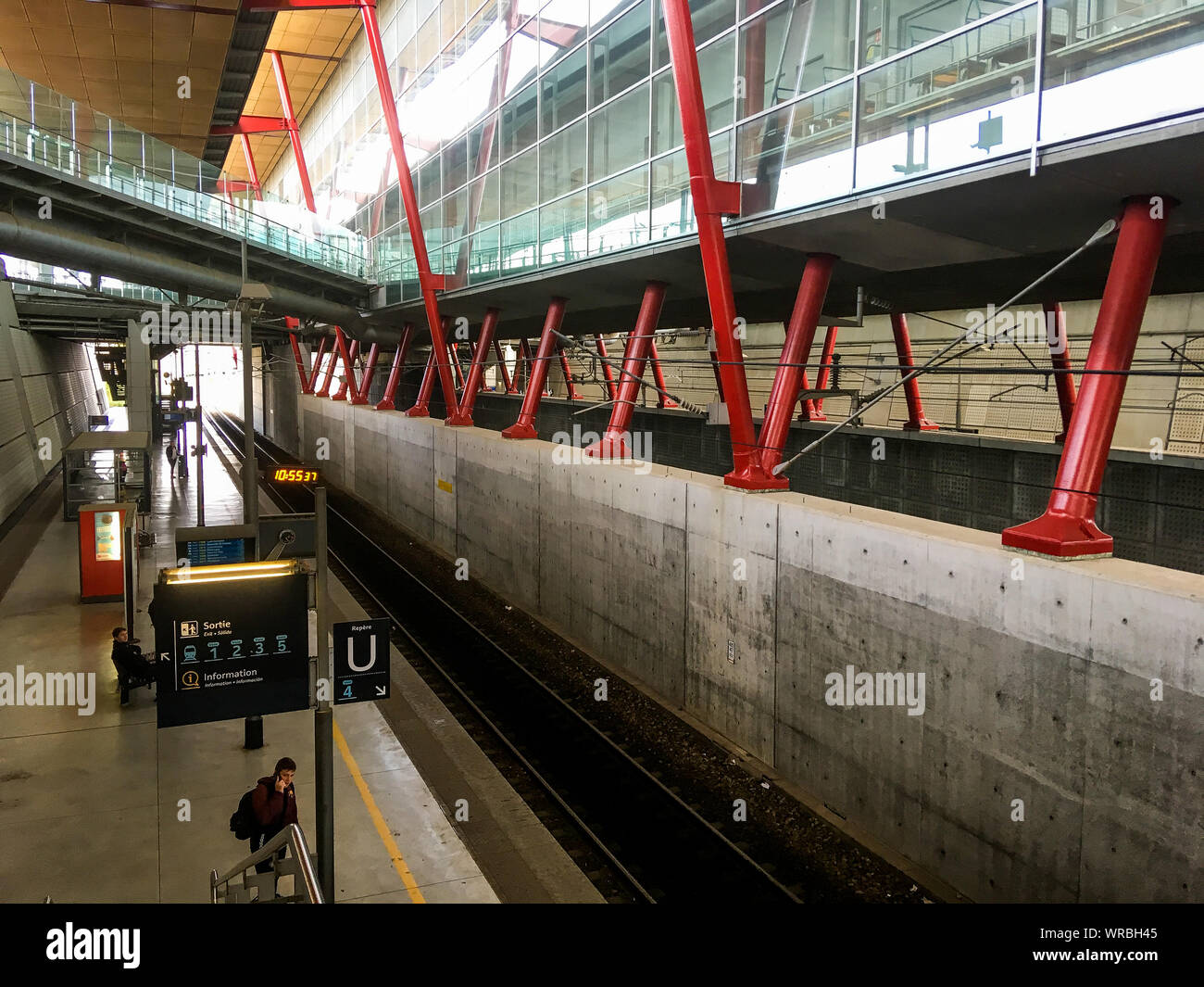 Valence france train hi-res stock photography and images - Alamy