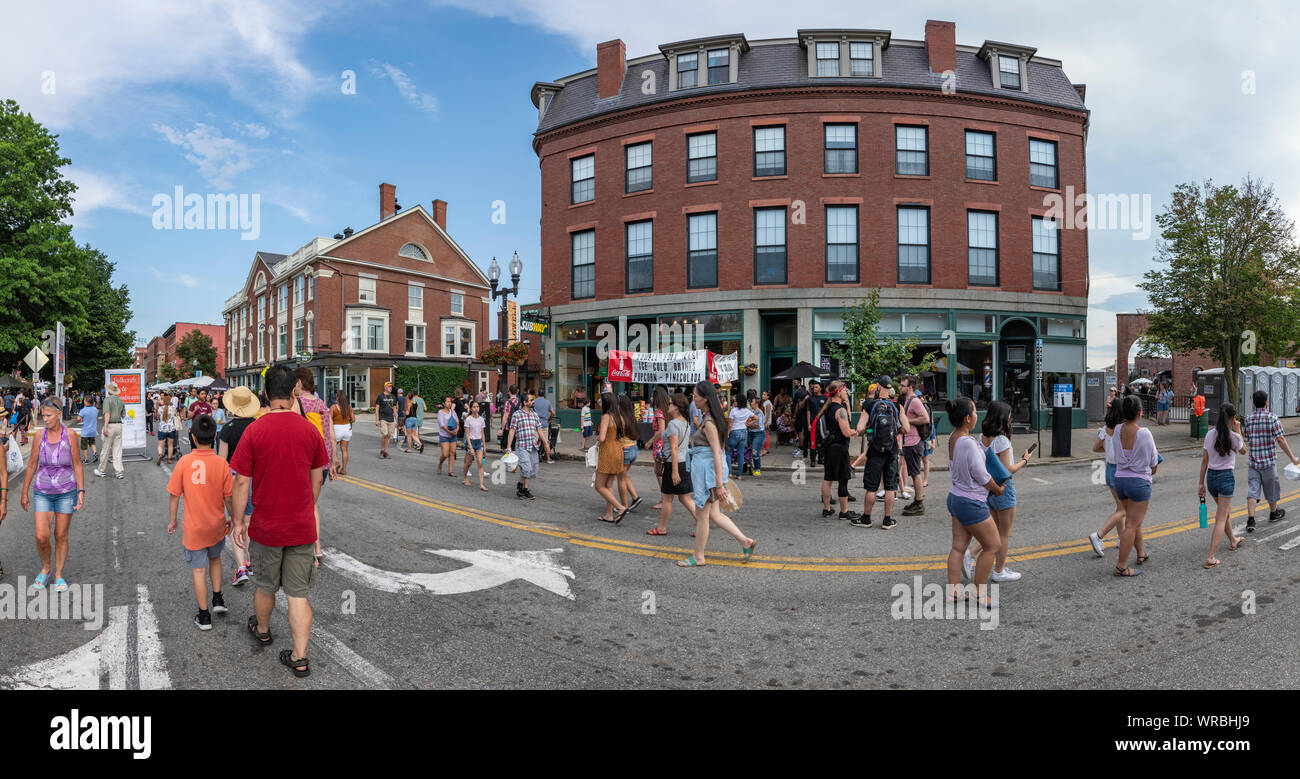 Lowell folk festival hi-res stock photography and images - Alamy