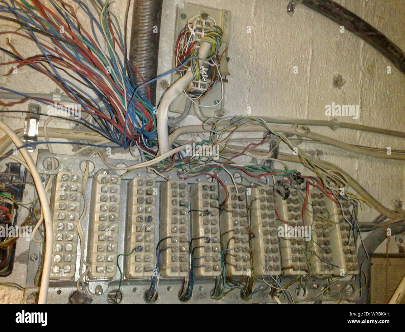 Wiring board hi-res stock photography and images - Alamy