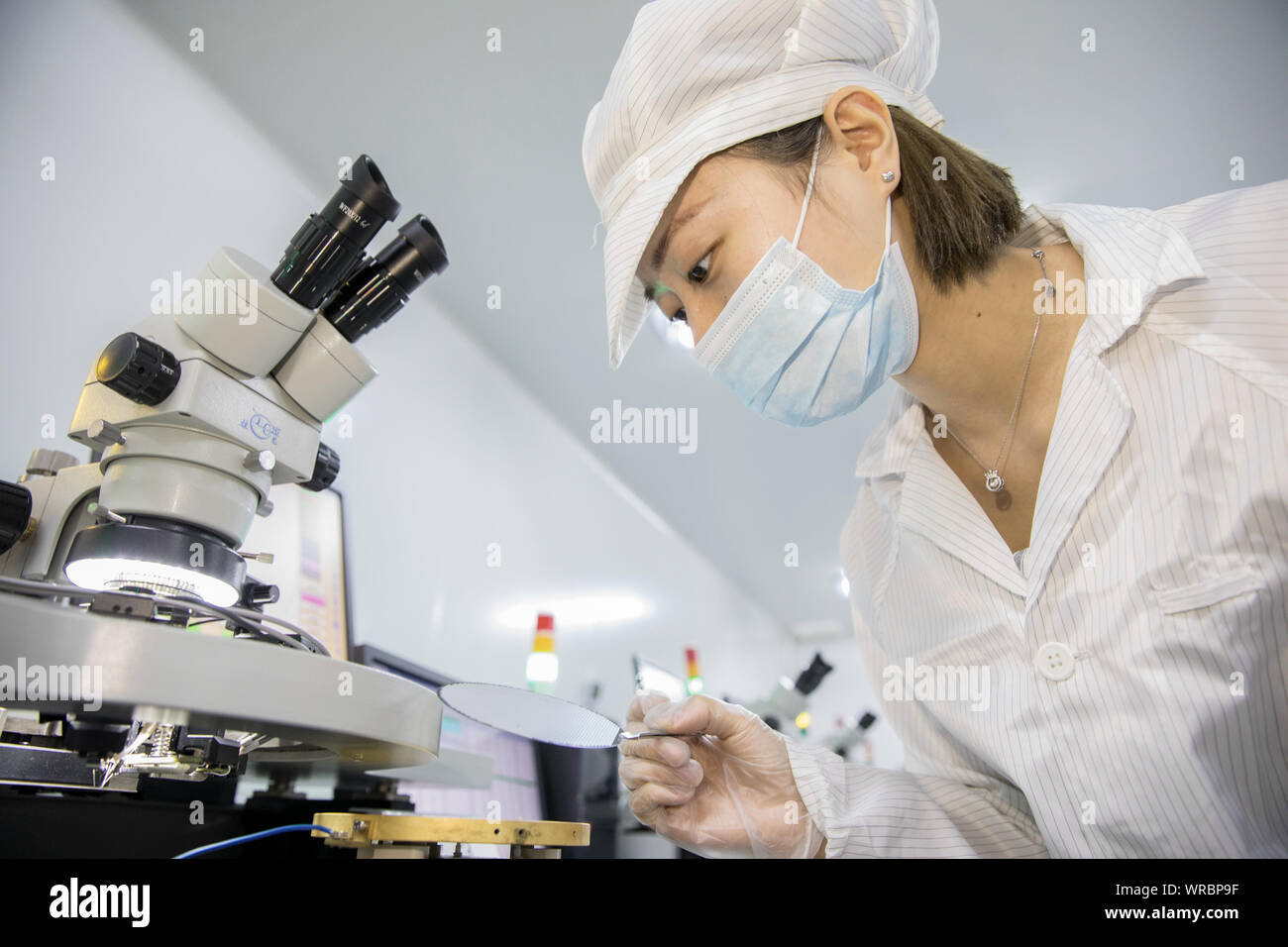 Semiconductor wafers hi-res stock photography and images - Alamy