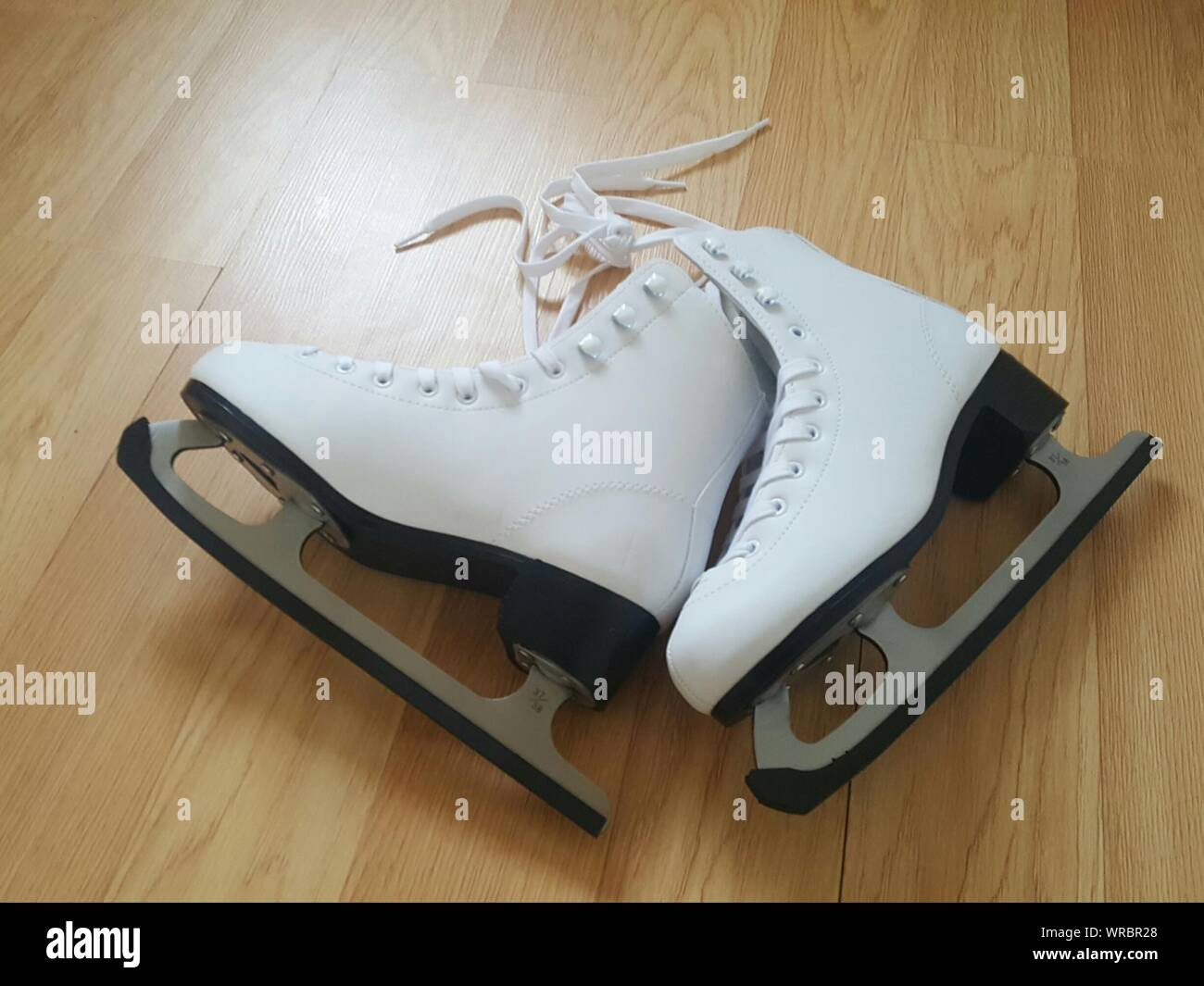 Ice skate hi-res stock photography and images - Alamy