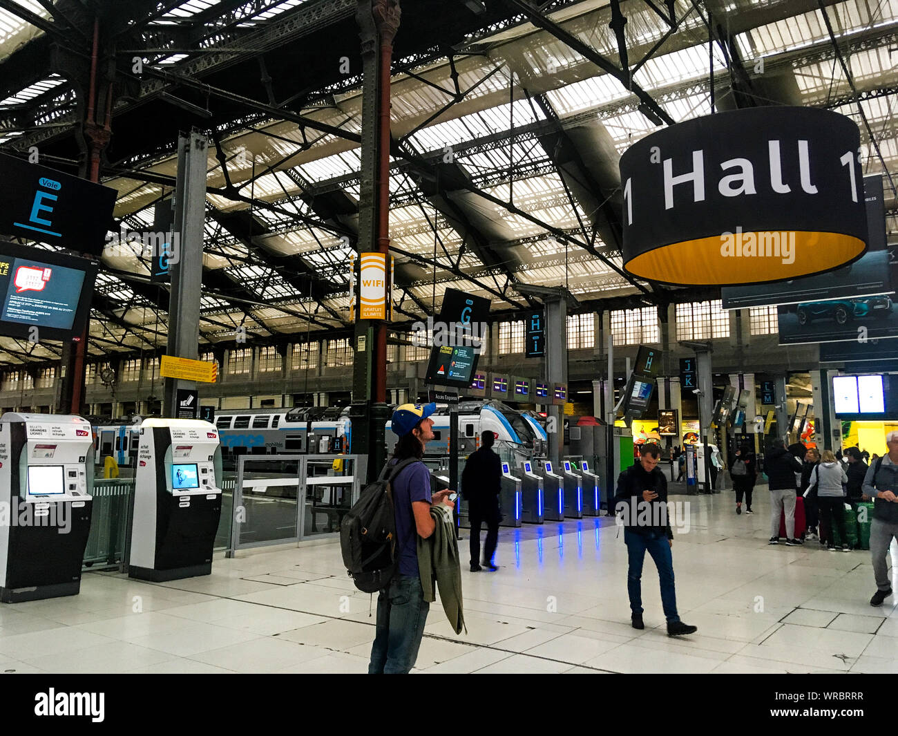 Hall n°1, Lyons Railway Station (Gare de Lyon), Paris, France Stock ...