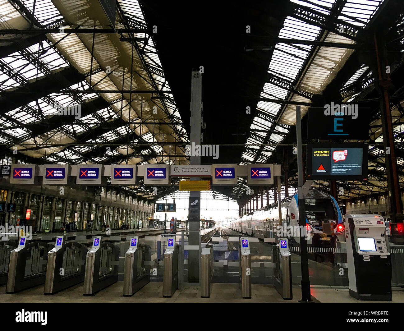Hall n°1, Lyons Railway Station (Gare de Lyon), Paris, France Stock ...