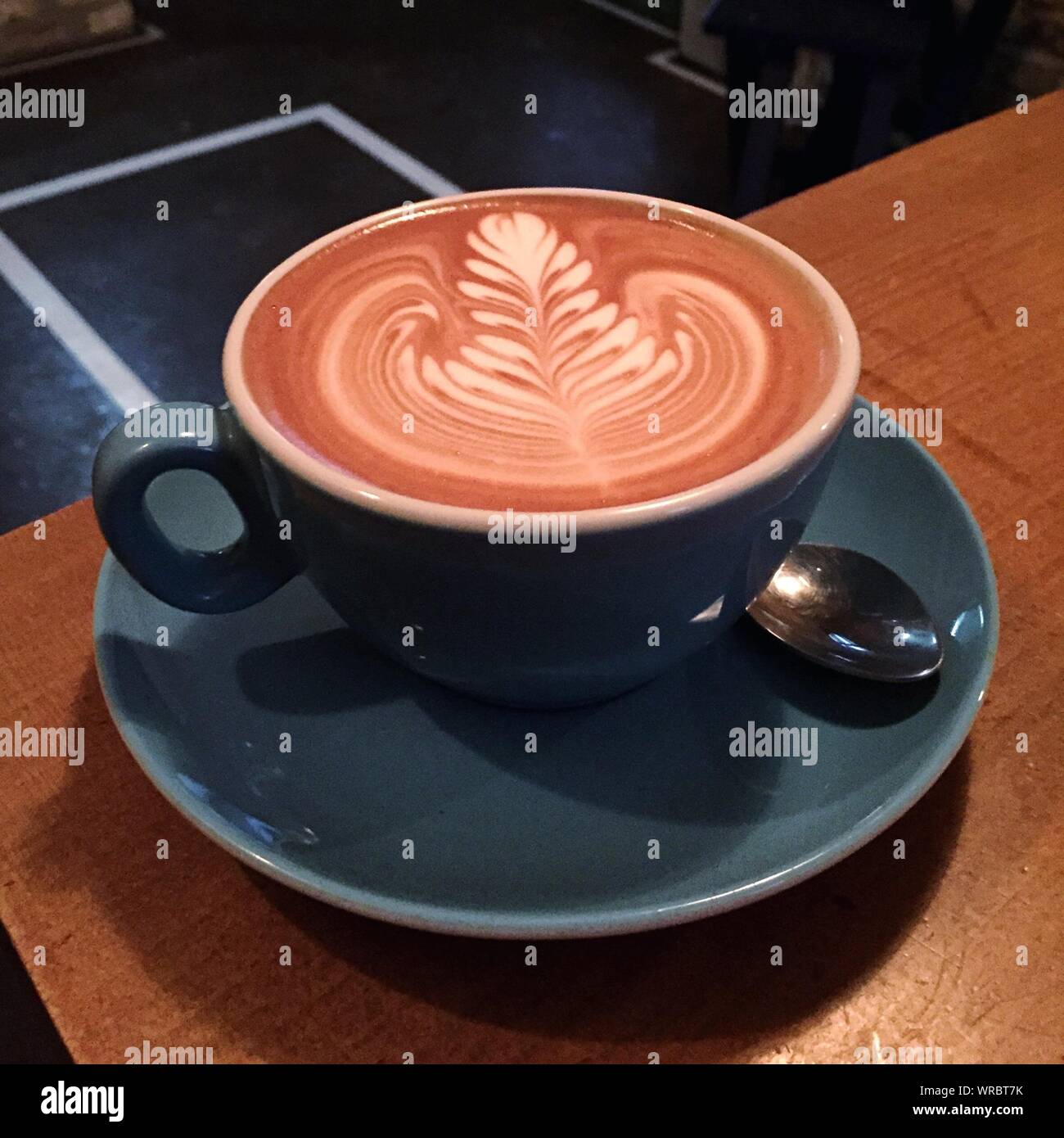 Well cafe hi-res stock photography and images - Alamy