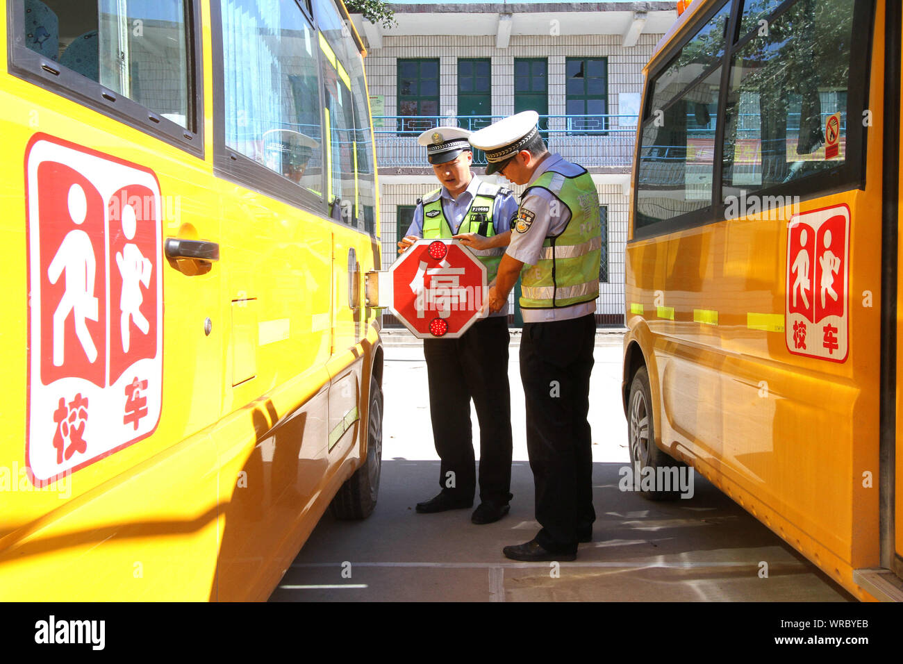 Chinese bus stop hi-res stock photography and images - Alamy