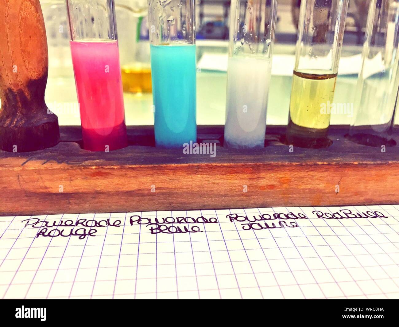 Liquid in test tubes hi-res stock photography and images - Alamy