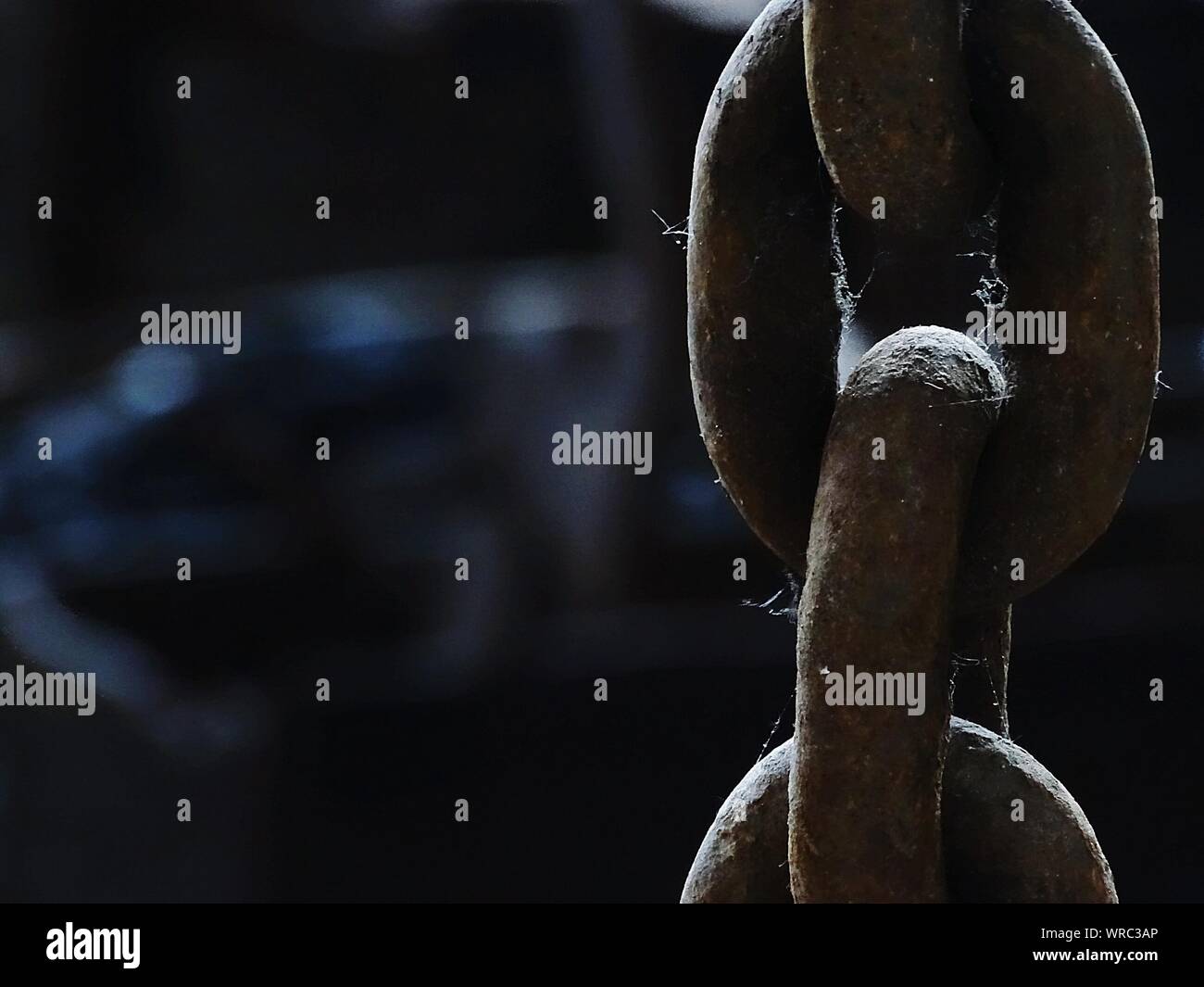 Rusty link hi-res stock photography and images - Alamy