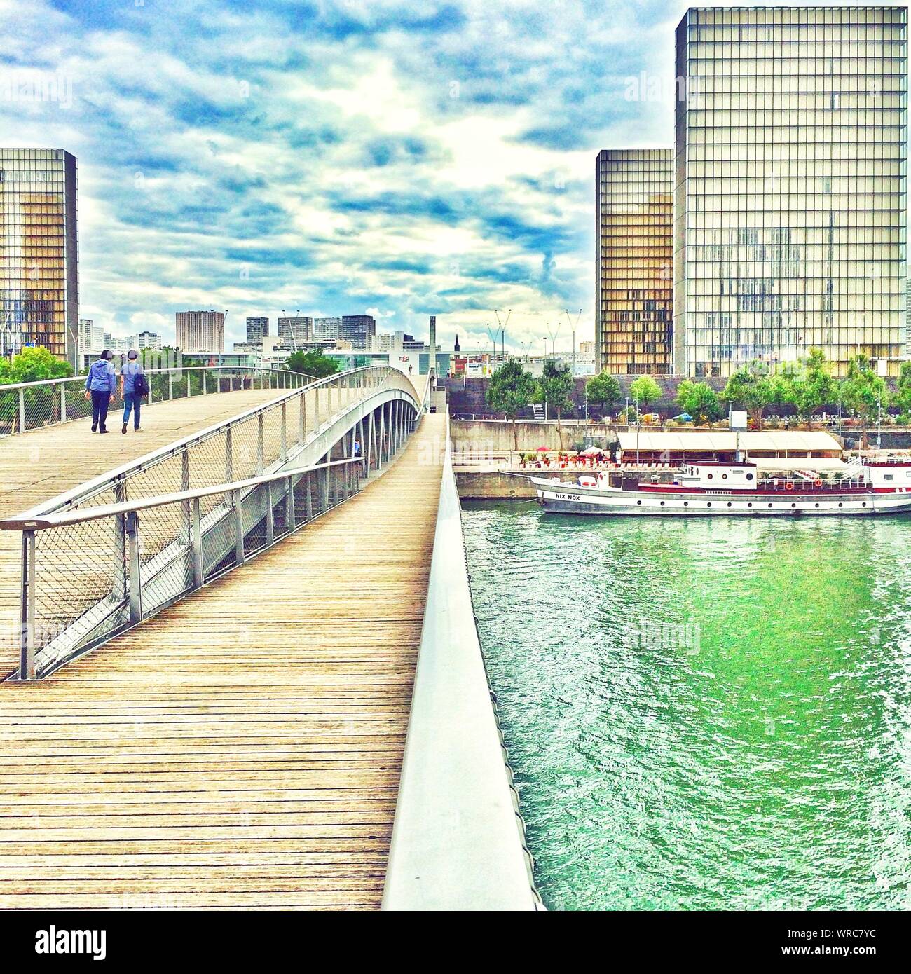 Structure de passerelle hi-res stock photography and images - Alamy