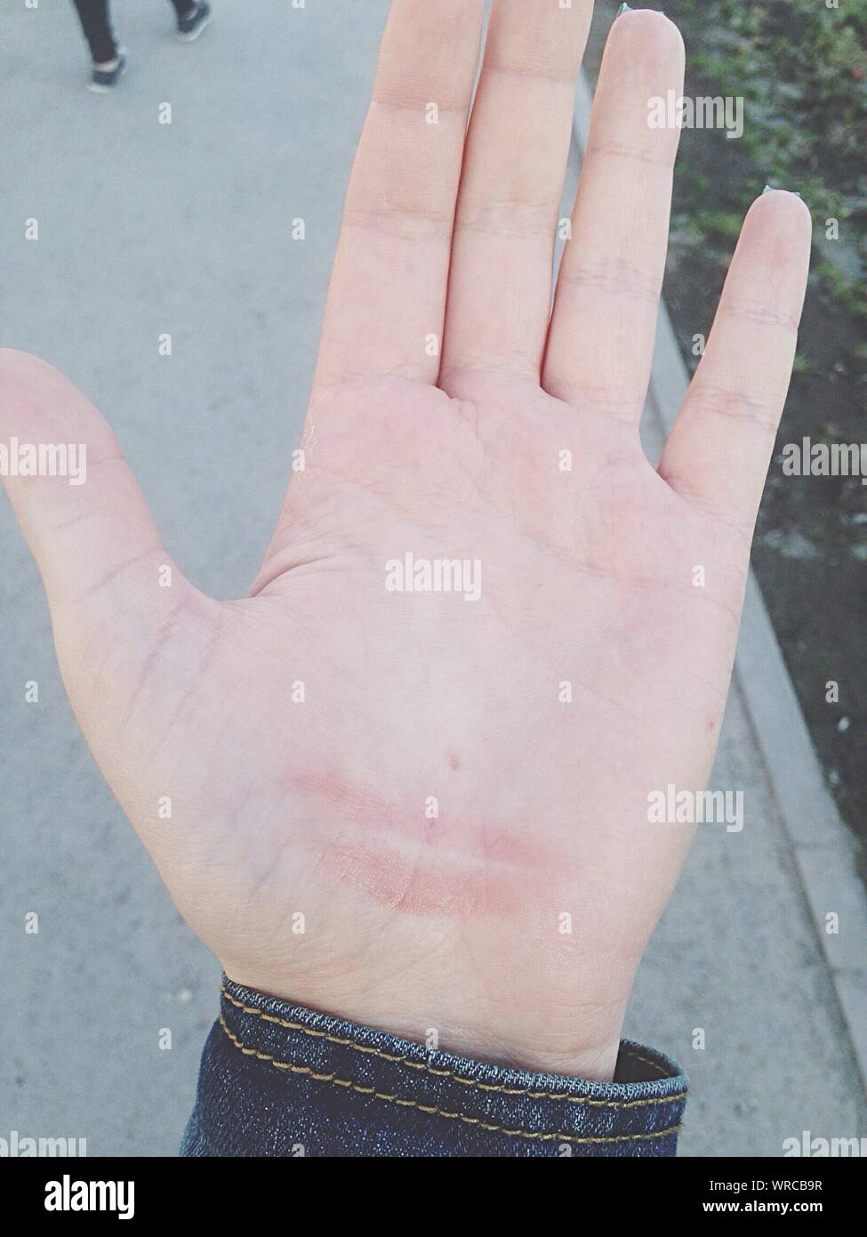 Mark hands hi-res stock photography and images - Alamy