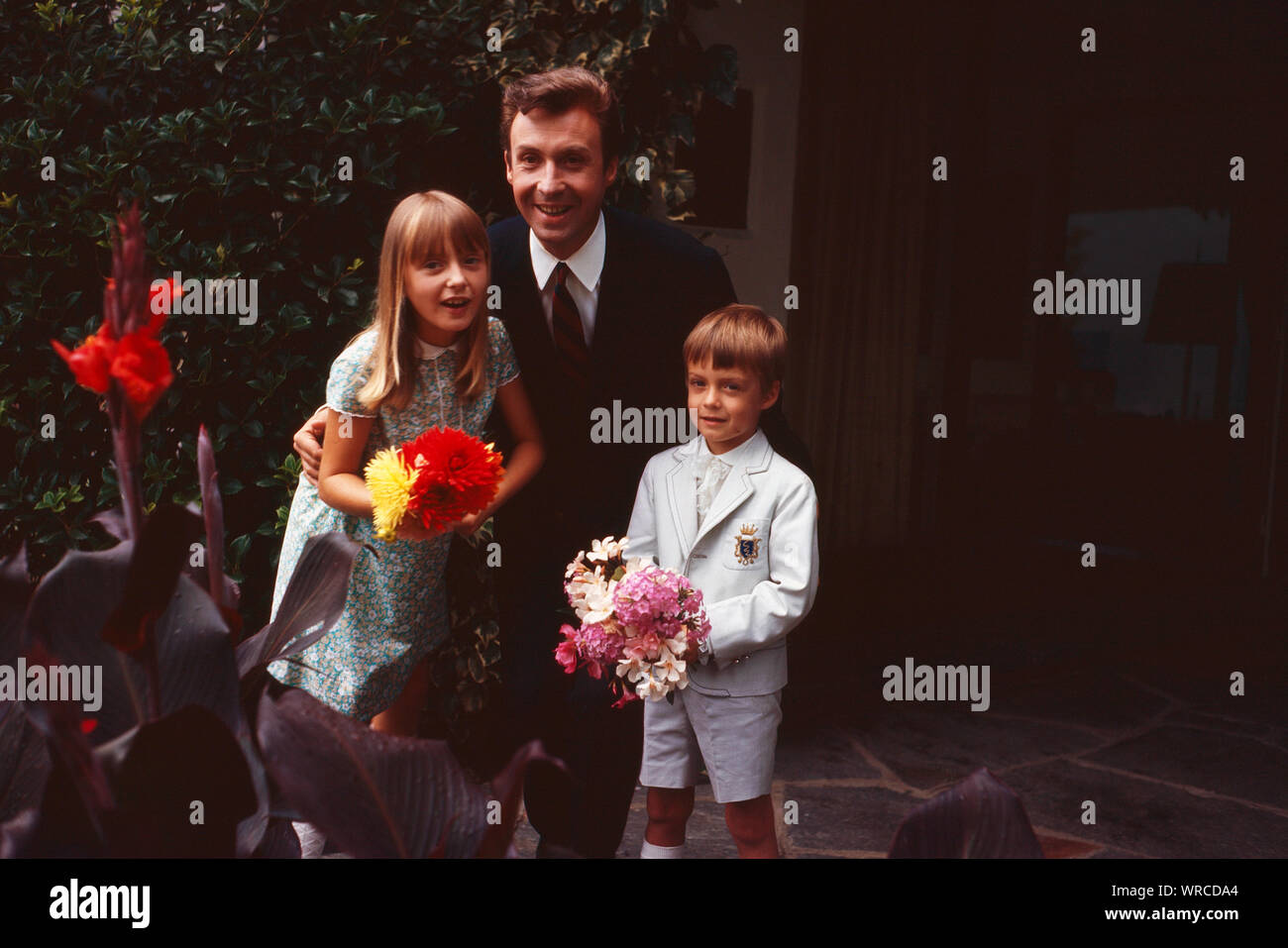 Vater sohn tochter kinder familie hi-res stock photography and images ...