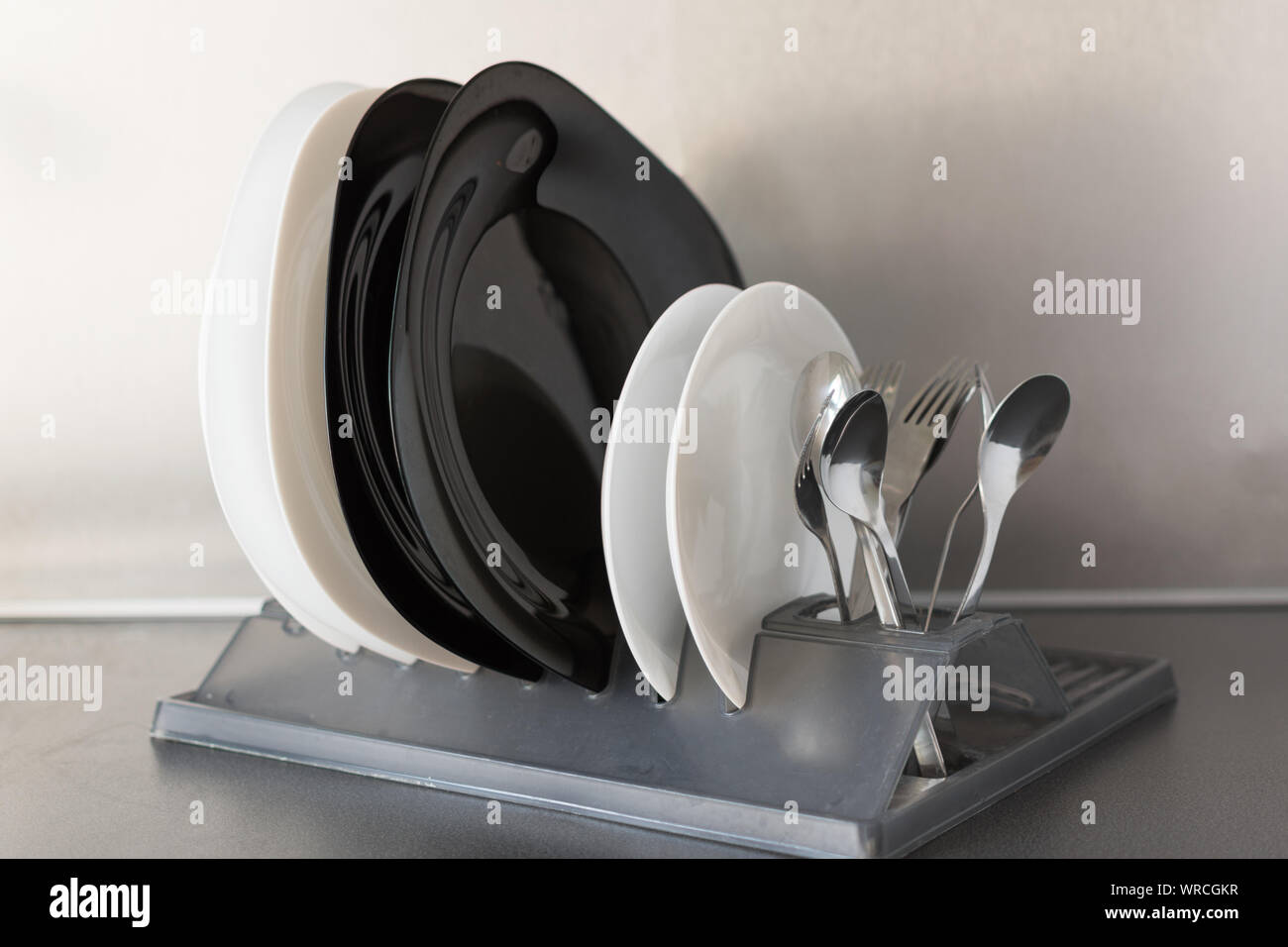 Washed plates hi-res stock photography and images - Alamy