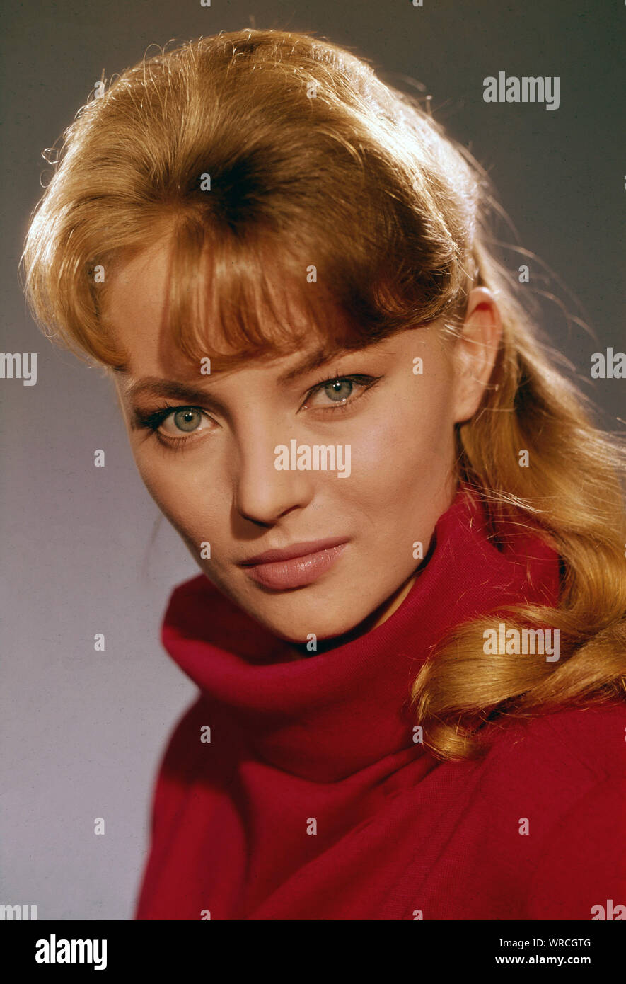 Karin Baal, deutsche Theater-, Film- und Fernsehschauspielerin ...