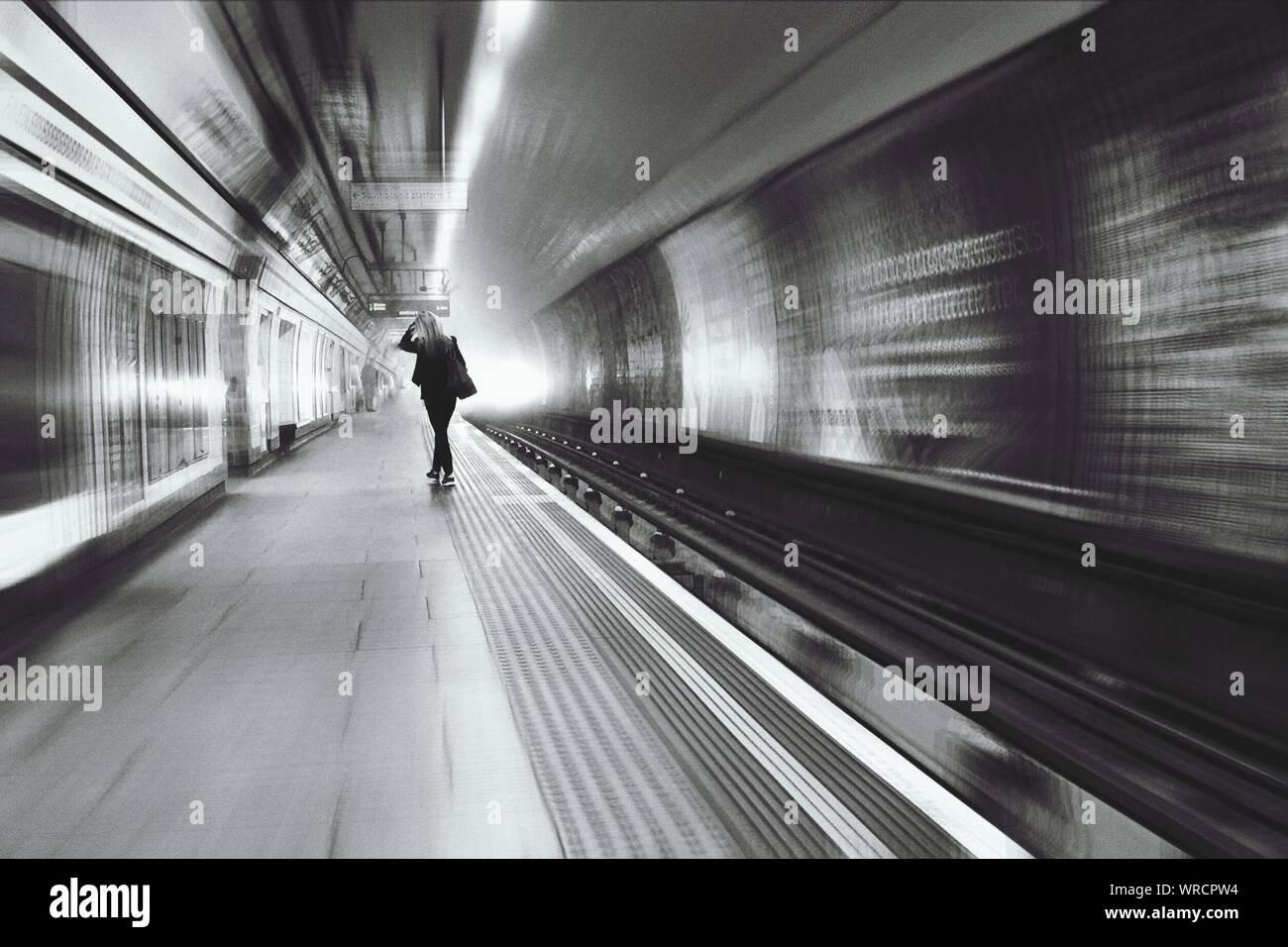 Blur motion subway hi-res stock photography and images - Alamy