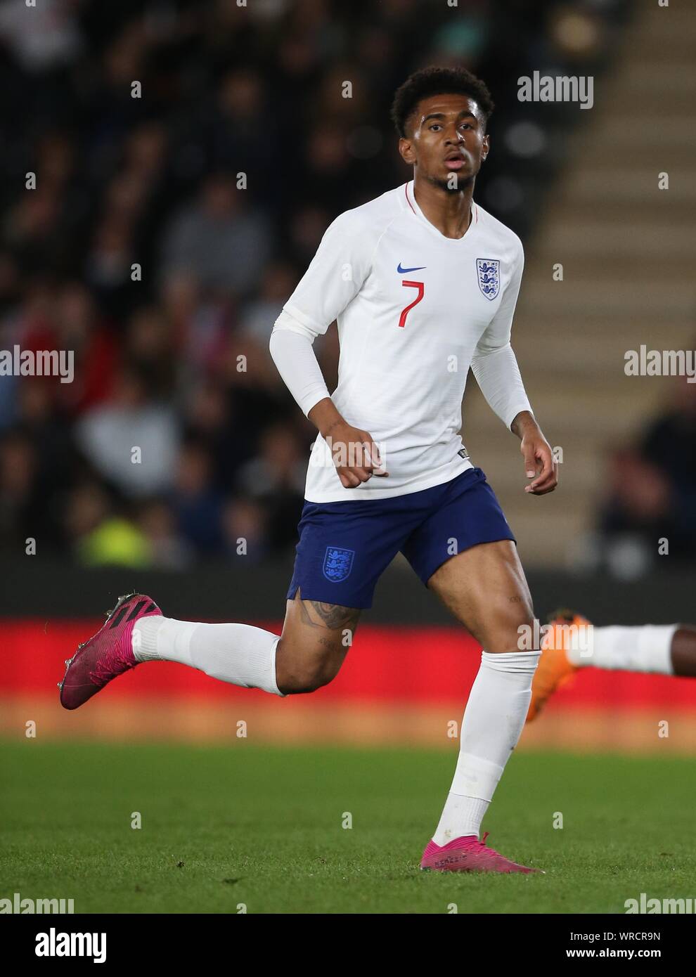 Reiss hi-res stock photography and images - Alamy