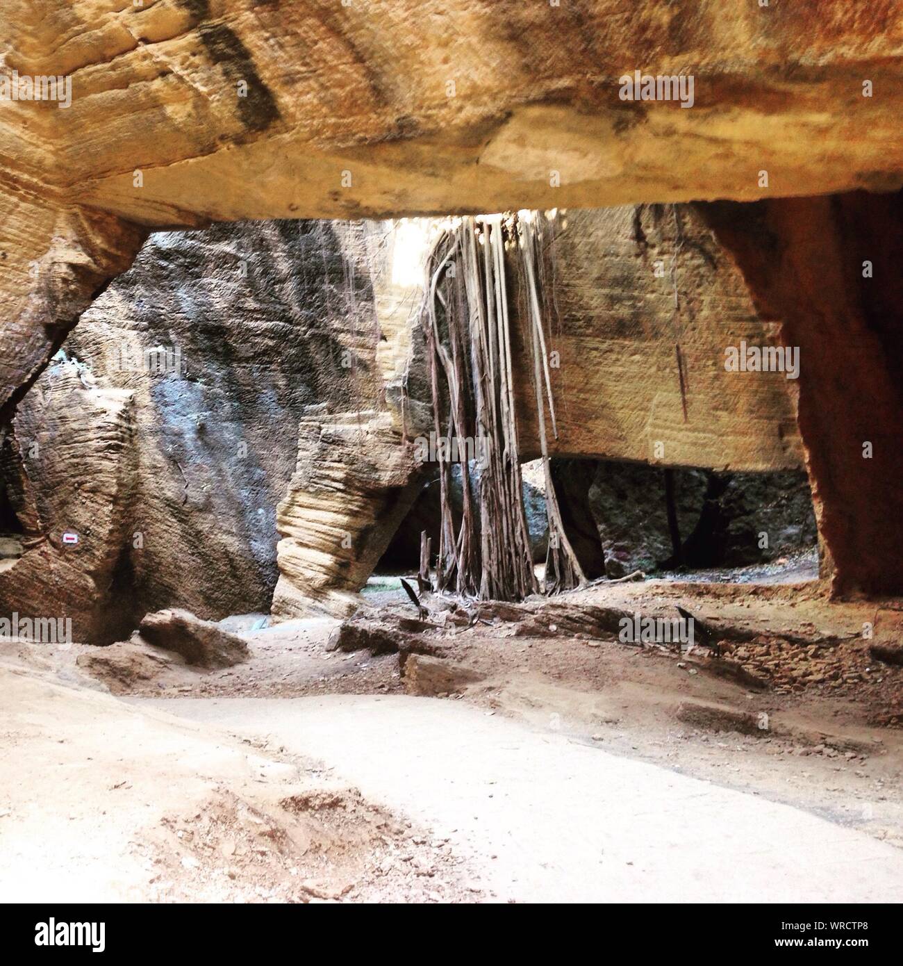 Old pathway hi-res stock photography and images - Alamy