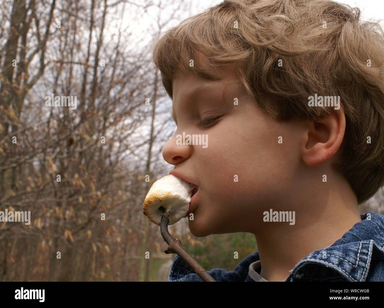 Marshmallow boy hi-res stock photography and images - Alamy